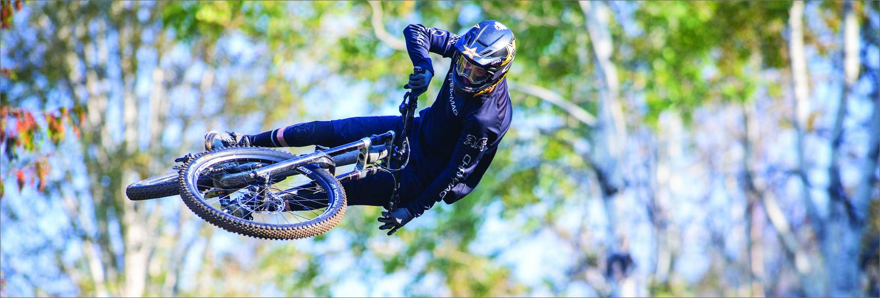 Lanctôt Ltée - NOTRE HISTOIRE COMMENCE AVEC NOTRE PASSION POUR LE SPORT ...